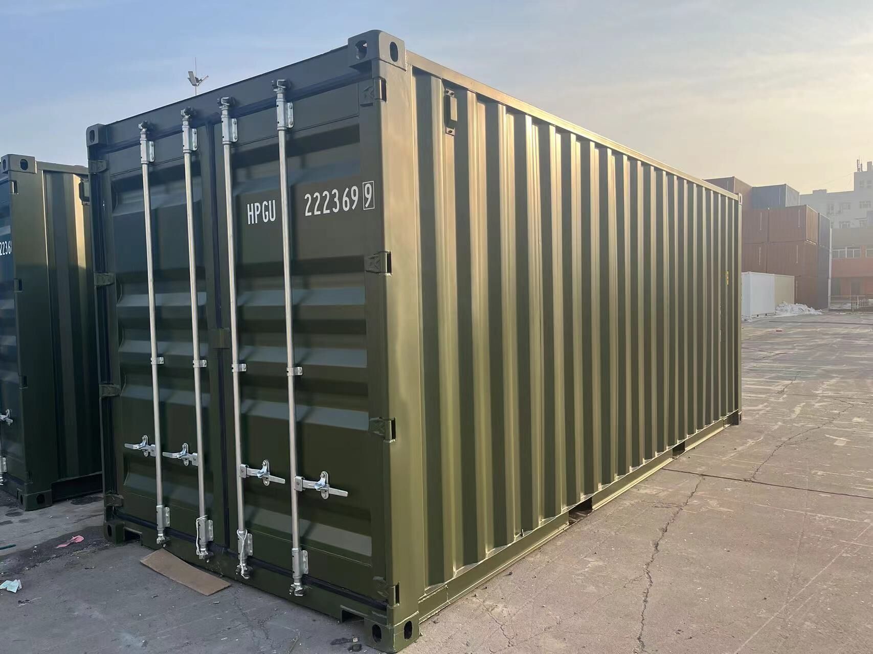 20 Ft Shipping Container With Shelf – Custom Shipping Containers, SS ...